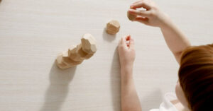 A Guide to Symbolic Play: Examples and Importance