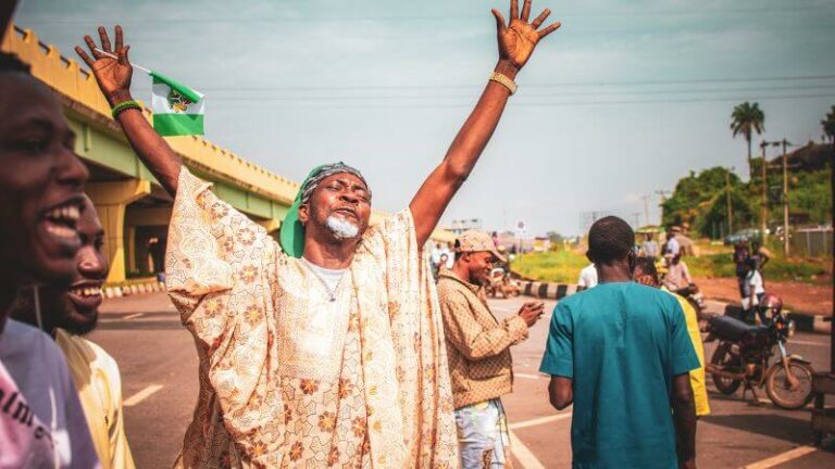 50 Nigerian Last Names With Meanings And (Igbo/Yoruba Origins)